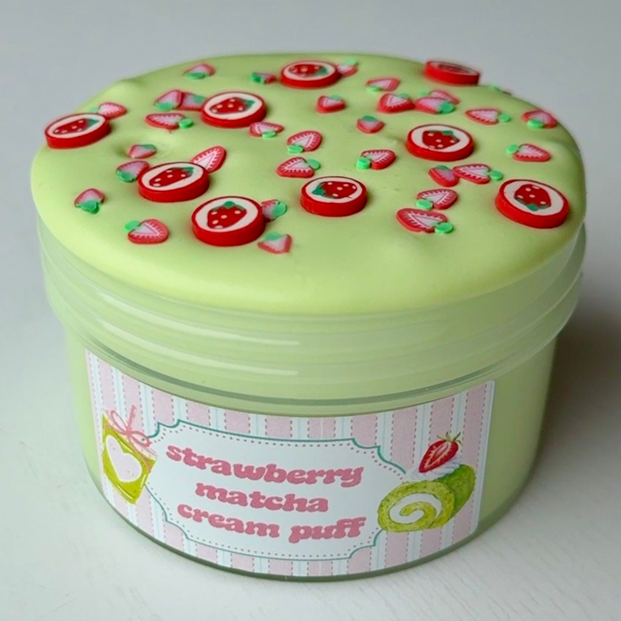 strawberry matcha cream puff – dreamglowslime